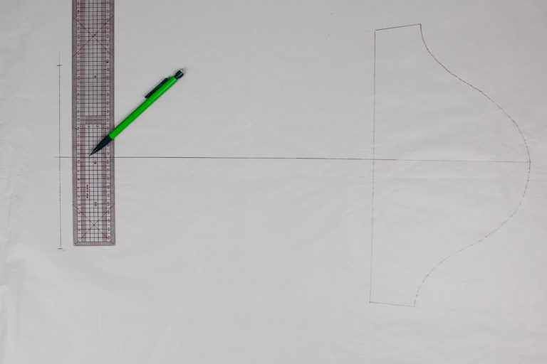 Tuto : comment allonger un patron de manche - Couture Débutant